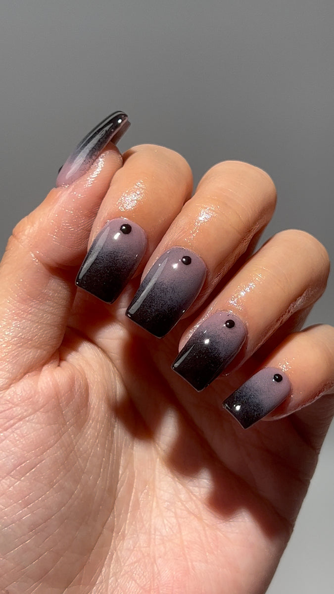 Black Ombre Eye Cat Dipping Nails | Dusky Rosk Gray Onyx Black Dip ...